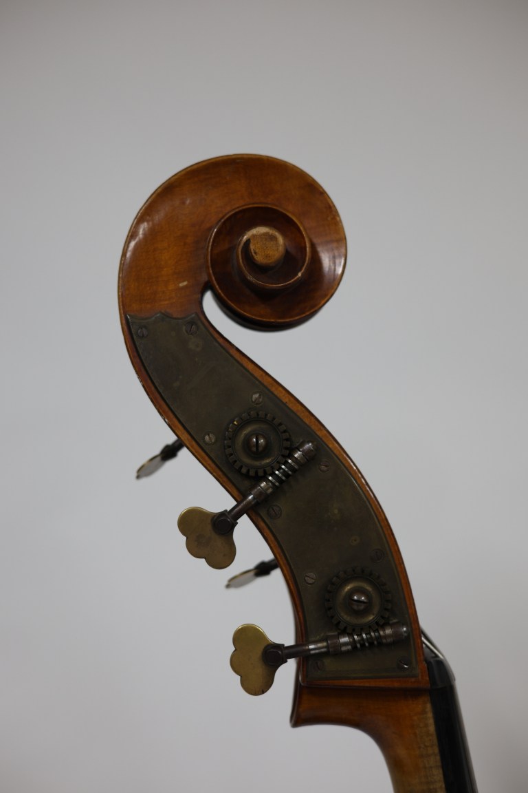 German Mittenwald – Wolf Instruments